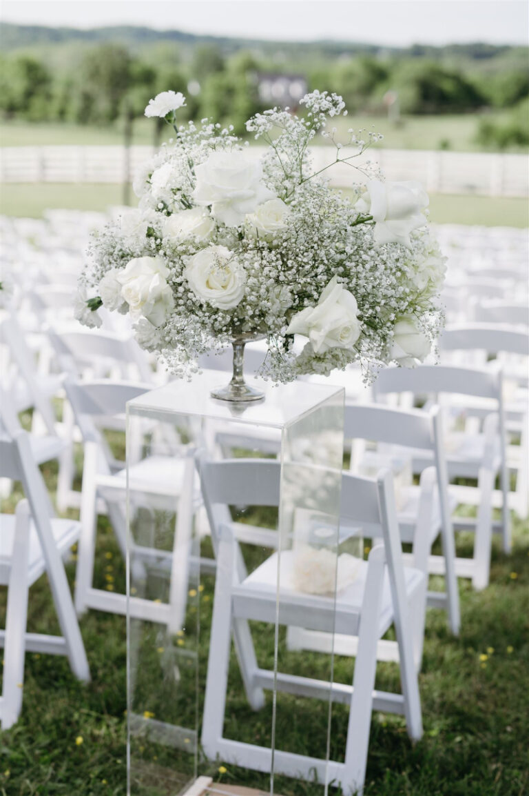 Gorgeous and Ethereal Wedding at Raspberry Plain Manor - Washington, DC ...