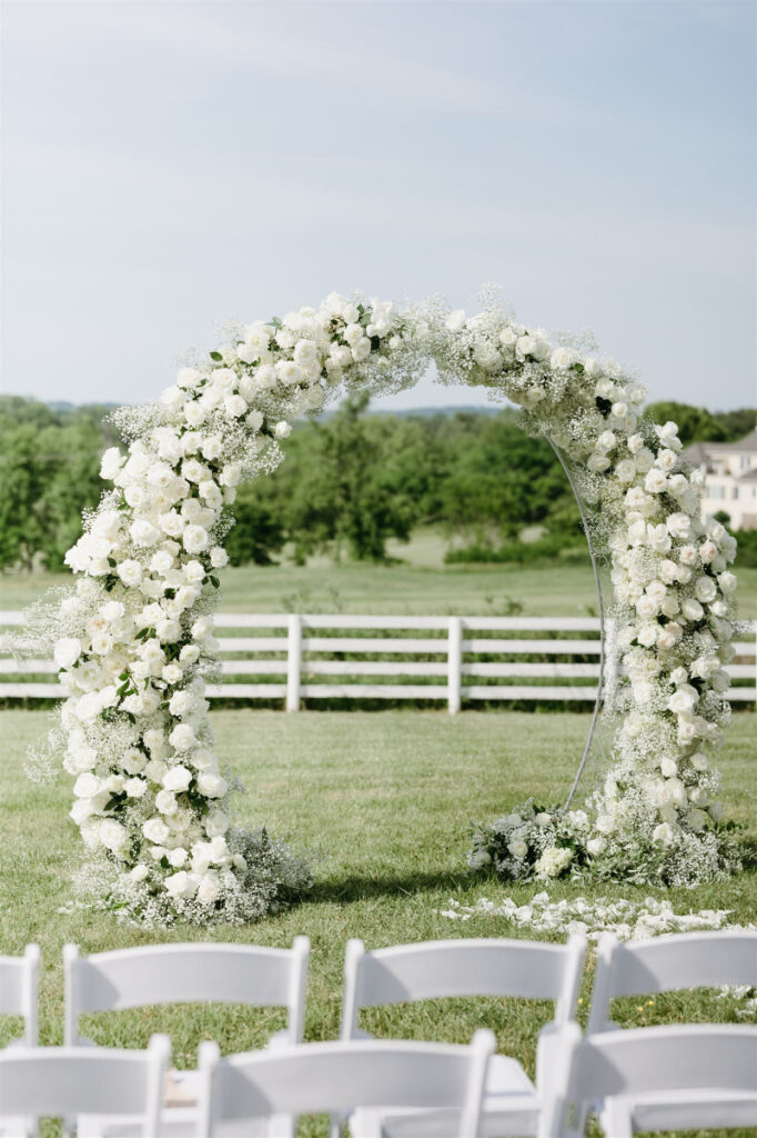 Gorgeous and Ethereal Wedding at Raspberry Plain Manor - Washington, DC ...